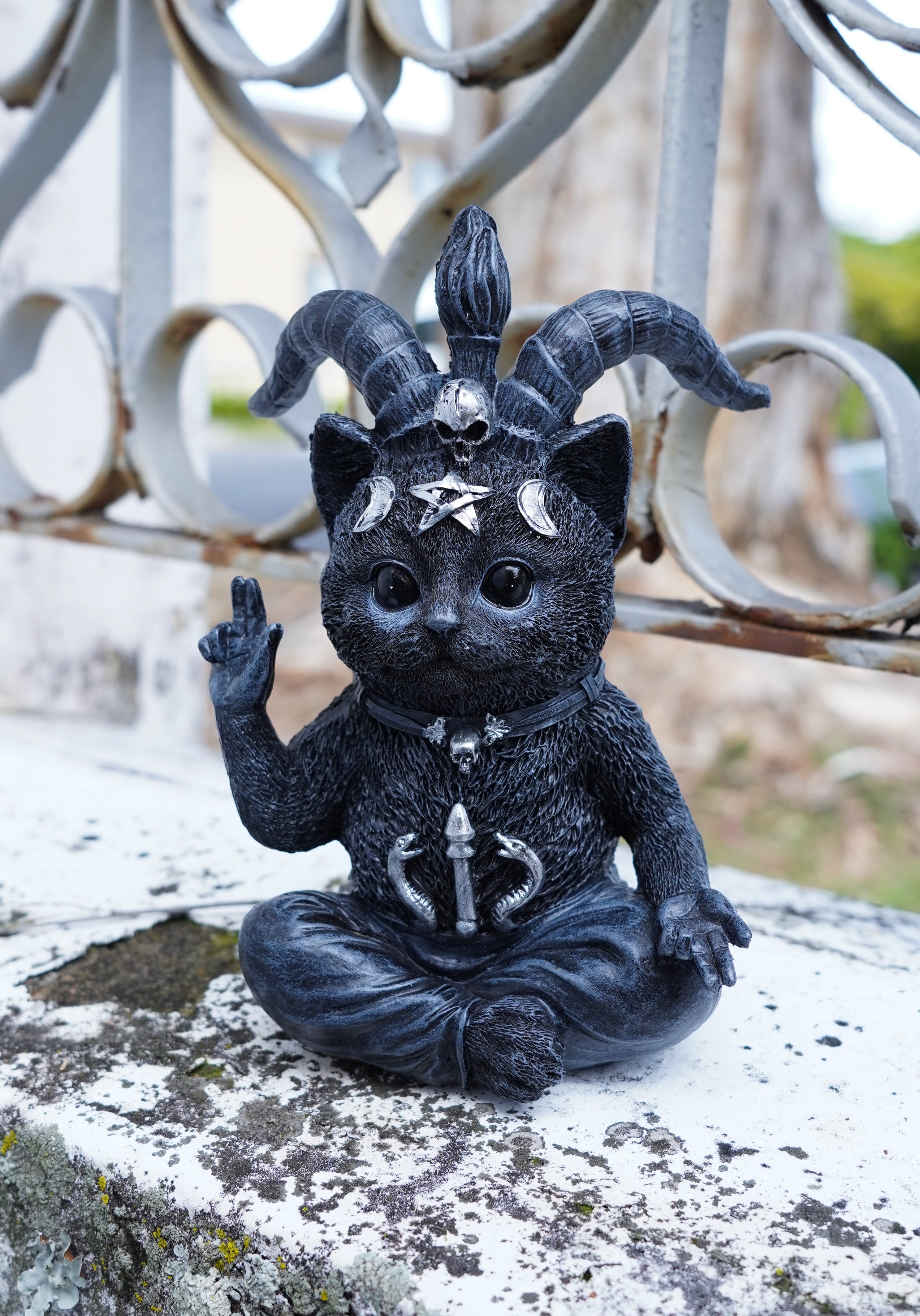 gothic-gifts-sitting-baphomet-cat-1.jpg?v=1724209979