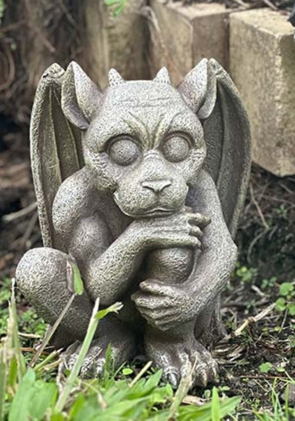Sitting Gargoyle | FIGURE
